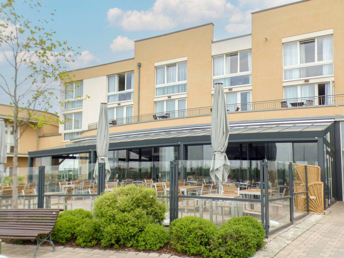 113 M² Ferienhaus ∙ 2 Schlafzimmer ∙ 4 Gäste - Borna