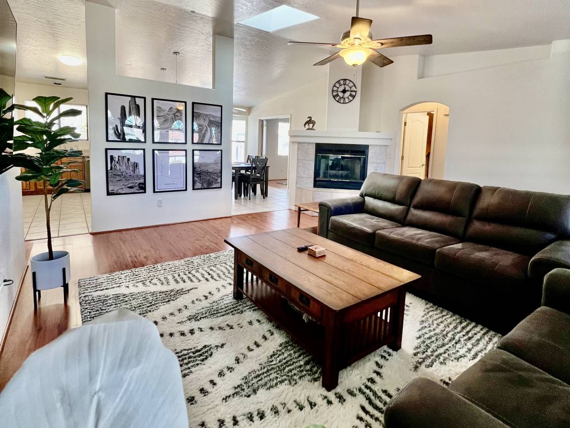 167 M² House ∙ 3 Bedrooms ∙ 6 Guests - Prescott, AZ