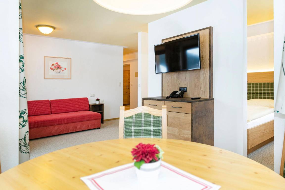 60 M² Ferienwohnung ∙ 2 Schlafzimmer ∙ 4 Gäste - Wörgl