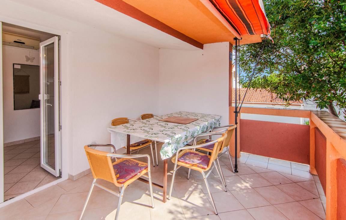 69 M² Ferienwohnung ∙ 3 Schlafzimmer ∙ 5 Gäste - Vir, Kroatien