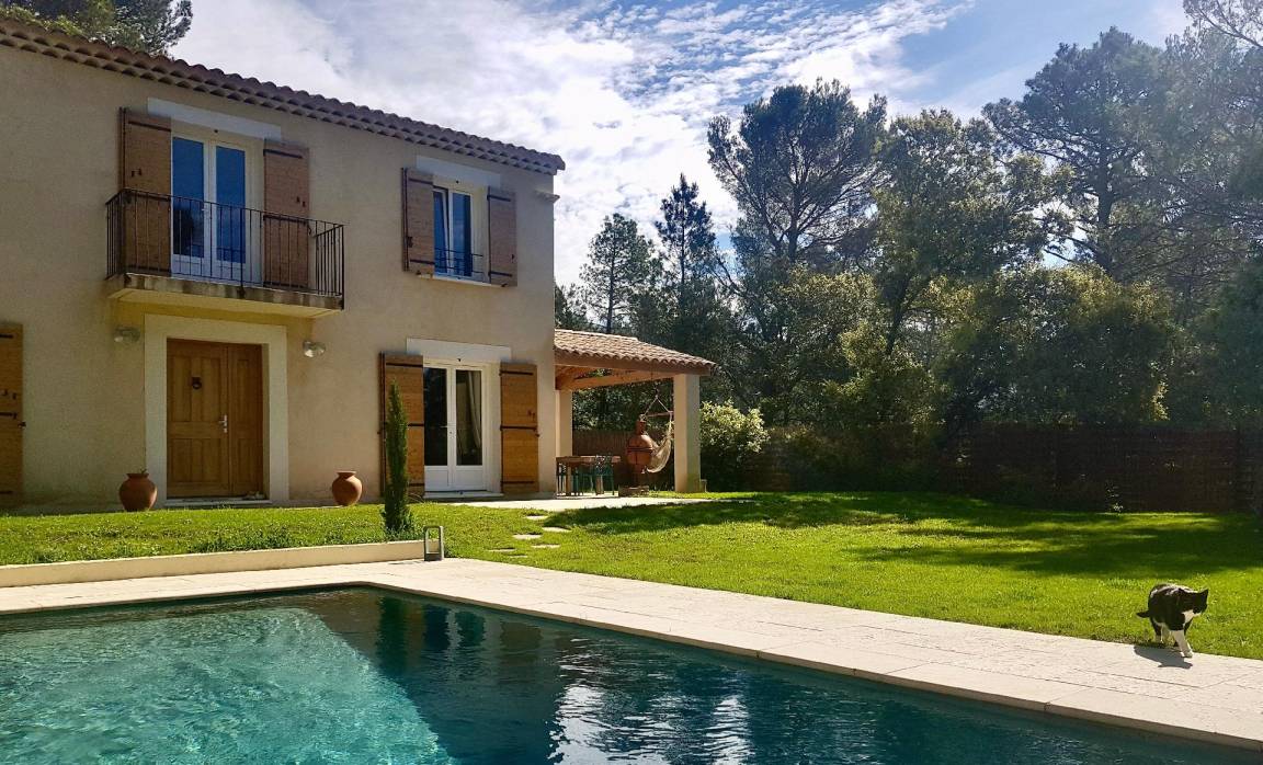 130 M² Maison De Vacances ∙ 3 Chambres ∙ 6 Personnes - Bédoin