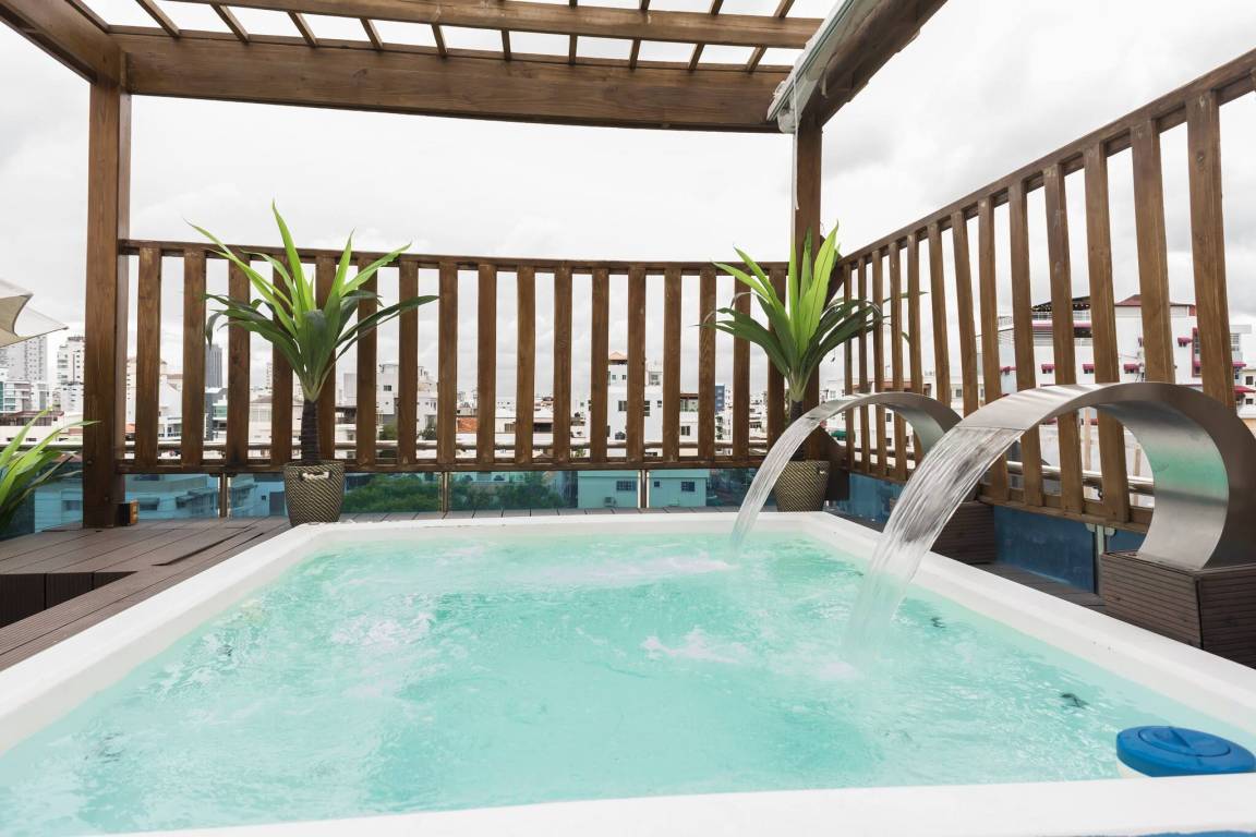 550 M² Apartment ∙ 8 Bedrooms ∙ 16 Guests - Santo Domingo