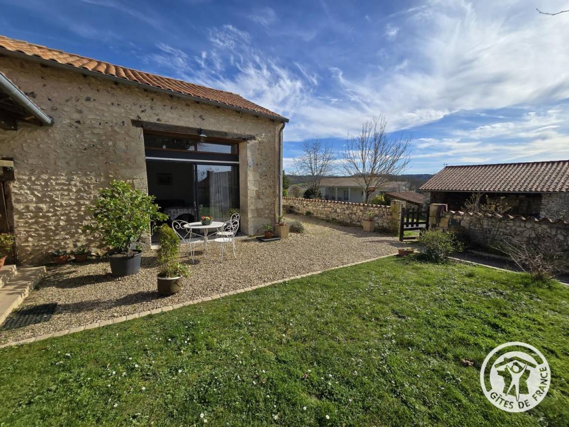 40 M² Gîte ∙ 1 Chambre ∙ 2 Personnes - Dordogne