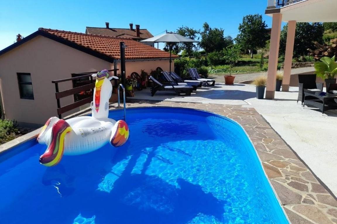 104 M² Ferienwohnung ∙ 4 Schlafzimmer ∙ 6 Gäste - Lovran