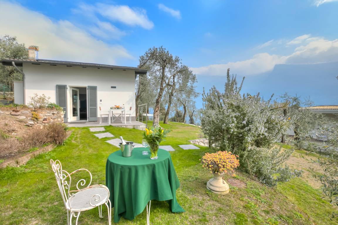 38 M² Maison De Vacances ∙ 2 Chambres ∙ 4 Personnes - Malcesine