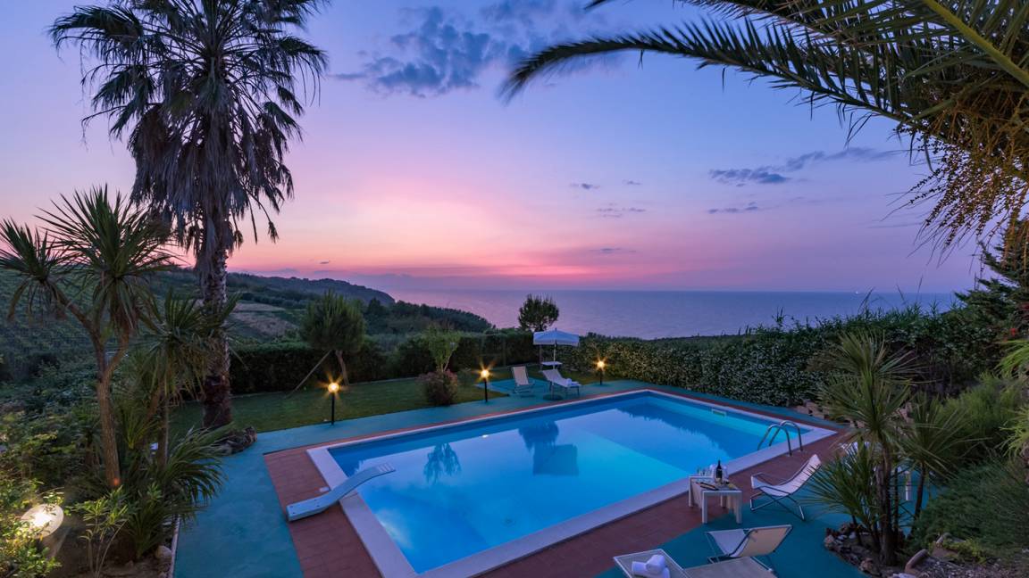 240 M² Villa ∙ 3 Habitaciones ∙ 8 Huéspedes - Ortona