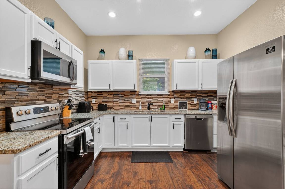 127 M² House ∙ 3 Bedrooms ∙ 8 Guests - San Antonio, TX