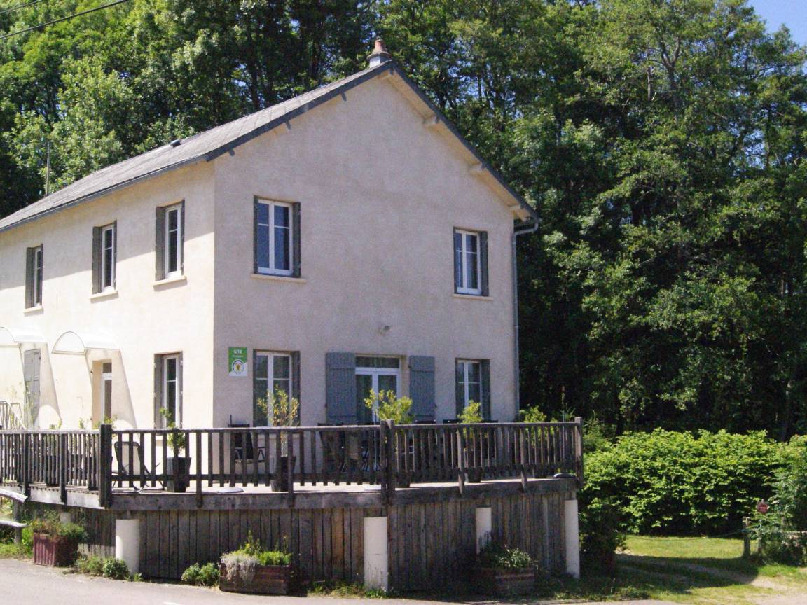150 M² Cottage ∙ 5 Chambres ∙ 11 Personnes - Morvan