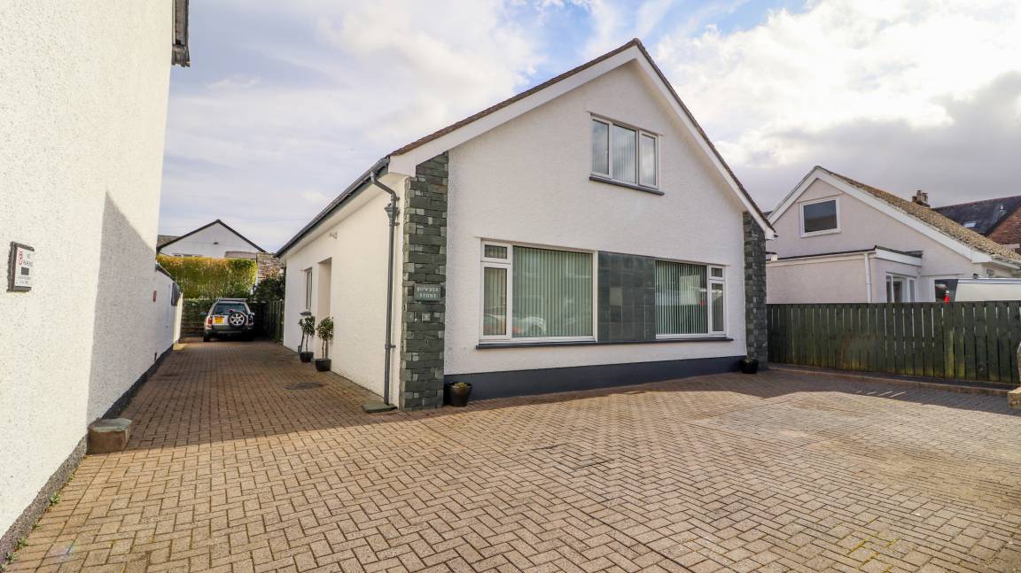 Cottage ∙ 4 Bedrooms ∙ 8 Guests - Keswick