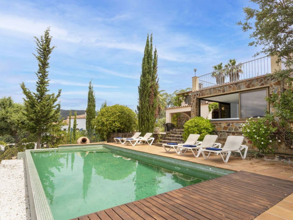 167 M² Villa ∙ 3 Bedrooms ∙ 6 Guests - Playa de Aro
