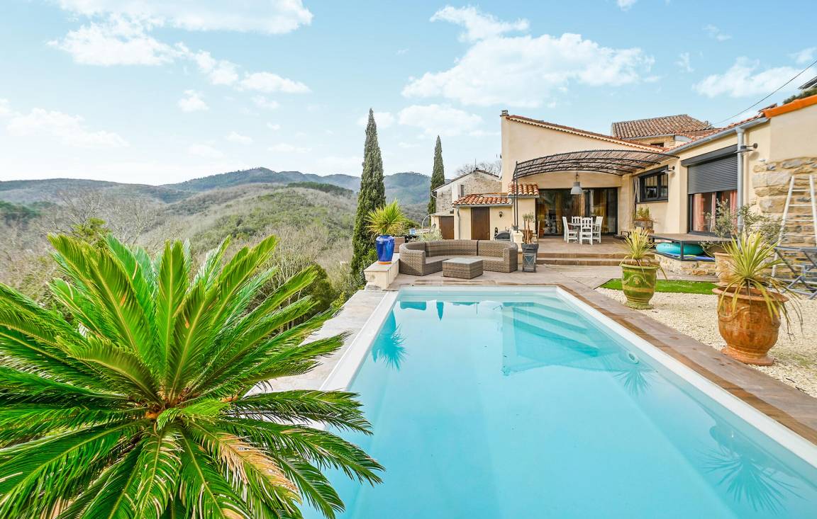 170 M² Maison De Vacances ∙ 4 Chambres ∙ 8 Personnes - Alès