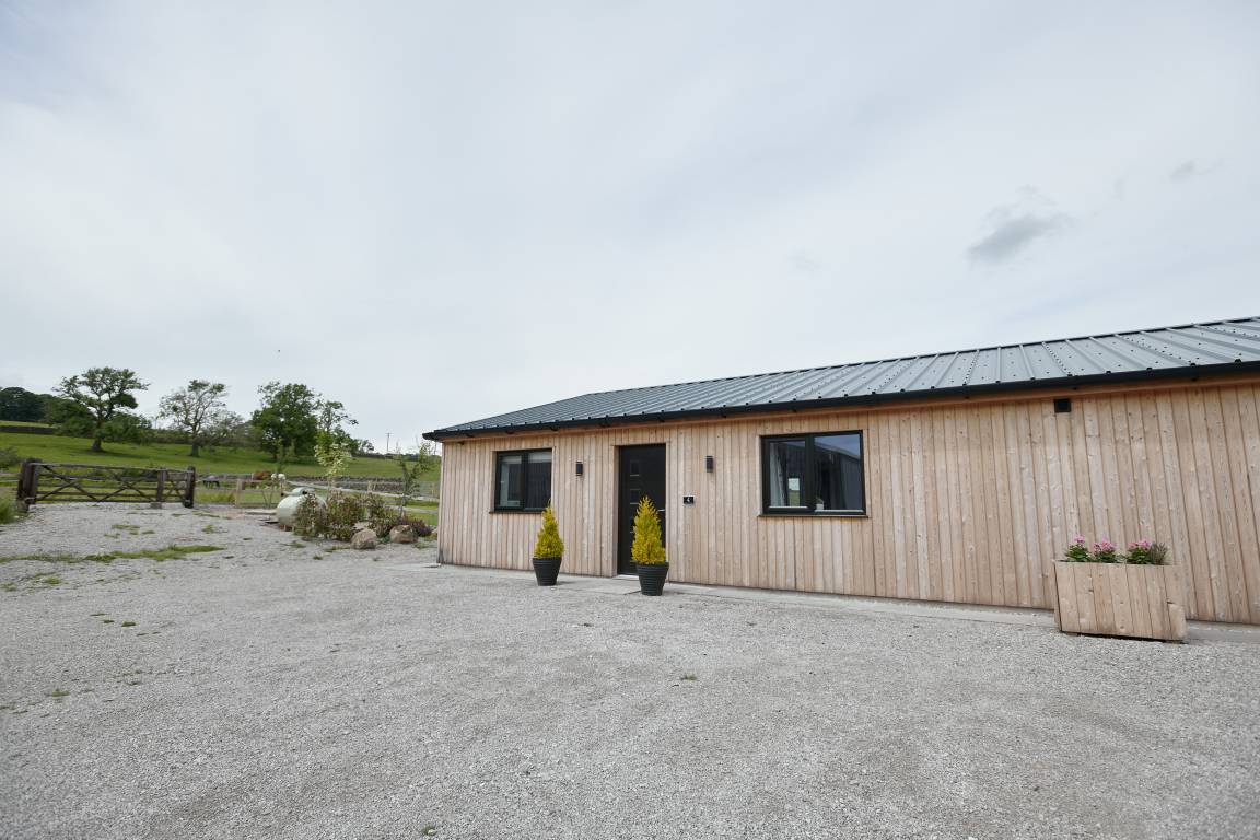 Cottage ∙ 2 Bedrooms ∙ 4 Guests - Settle