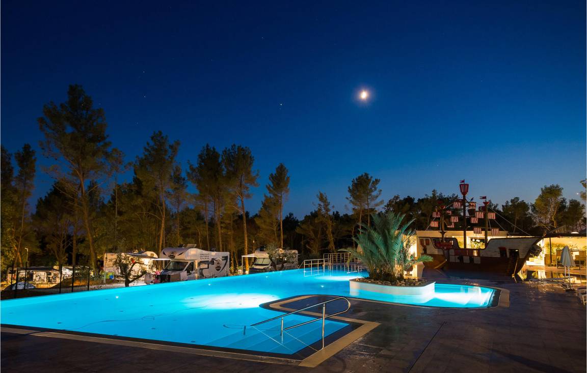 34 M² Camping-unterkunft ∙ 3 Schlafzimmer ∙ 6 Gäste - Kroatien