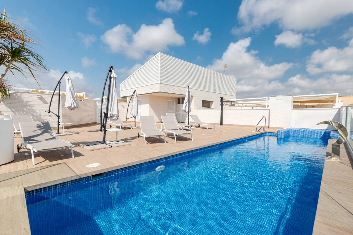 65 M² Ferienwohnung ∙ 2 Schlafzimmer ∙ 4 Gäste - Los Alcázares