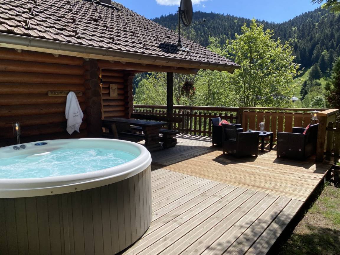 55 M² Chalet ∙ 3 Schlafzimmer ∙ 6 Gäste - Metzeral