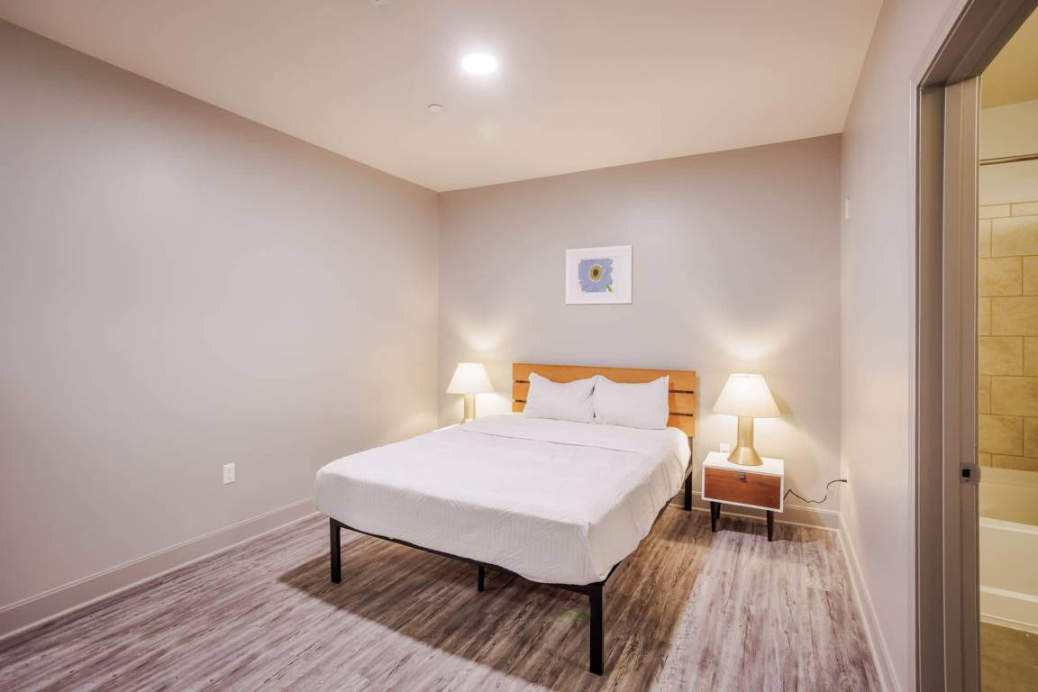 Apartment ∙ 1 Bedroom ∙ 3 Guests - Ludlow, KY