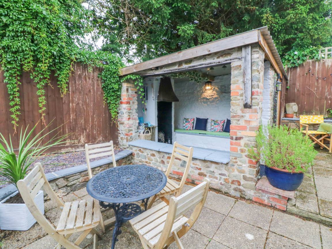 Cottage ∙ 4 Bedrooms ∙ 8 Guests - Barnstaple