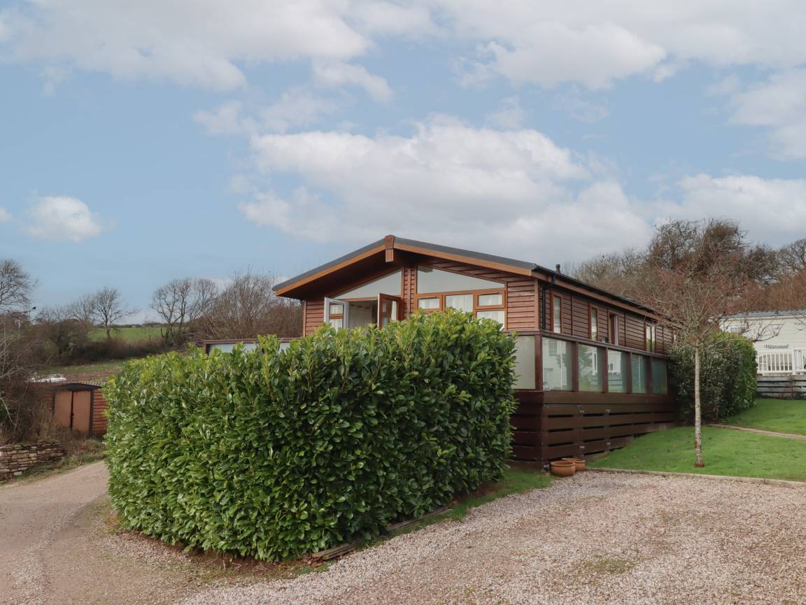 Cottage ∙ 3 Bedrooms ∙ 6 Guests - Noss Mayo