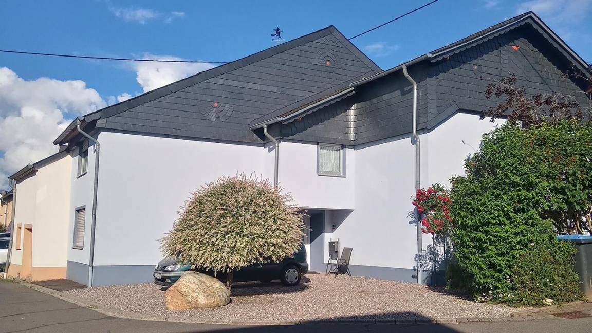 65 M² Appartement ∙ 1 Slaapkamer ∙ 3 Gasten - Leiwen