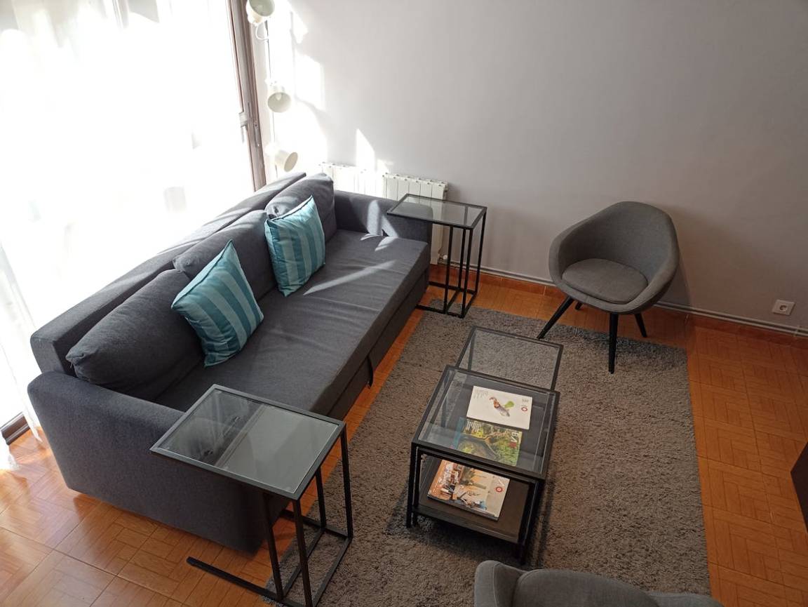 67 M² Apartamento ∙ 3 Habitaciones ∙ 4 Huéspedes - Bilbao