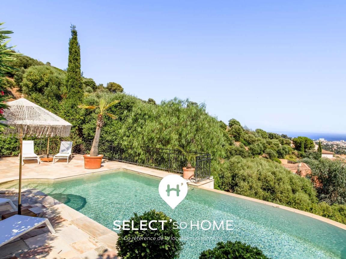 130 M² House ∙ 3 Bedrooms ∙ 8 Guests - Le Lavandou