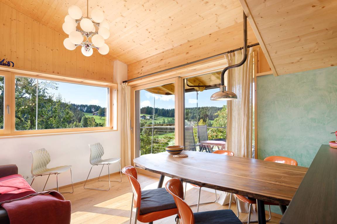 60 M² Ferienwohnung ∙ 2 Schlafzimmer ∙ 5 Gäste - Deutschnofen