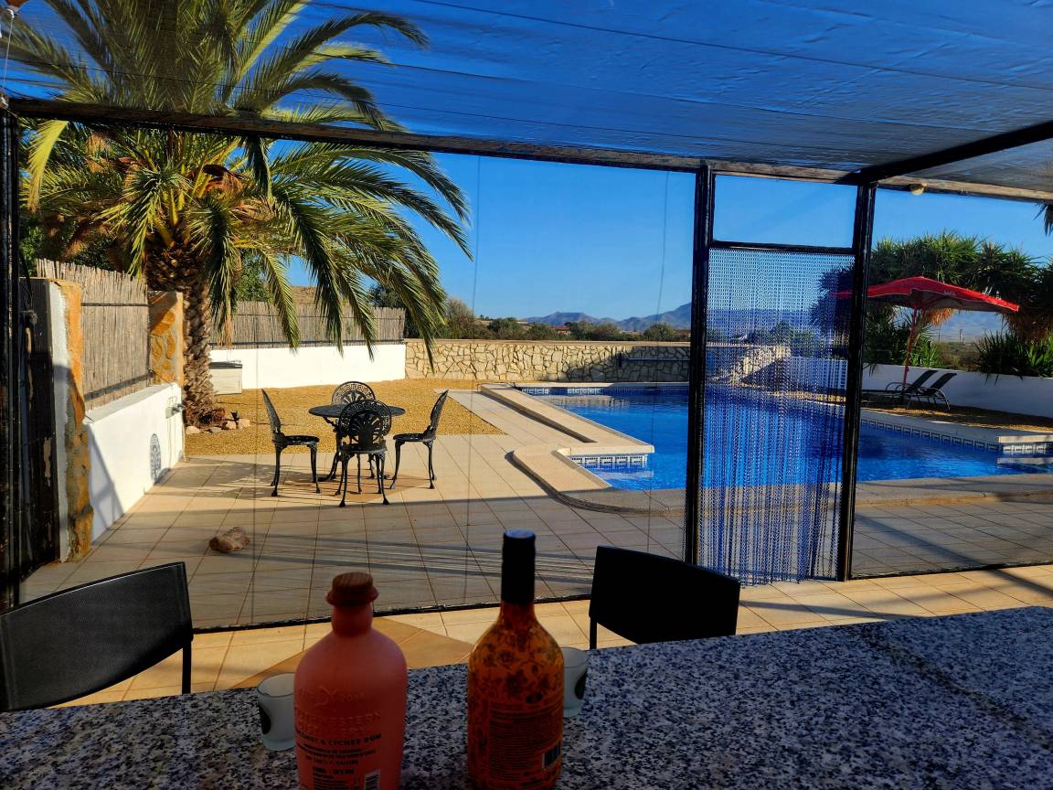 160 M² Apartamento ∙ 4 Habitaciones ∙ 7 Huéspedes - Huércal-Overa