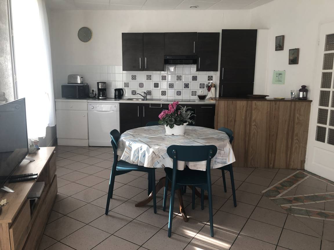 70 M² House ∙ 2 Bedrooms ∙ 6 Guests - Jullouville