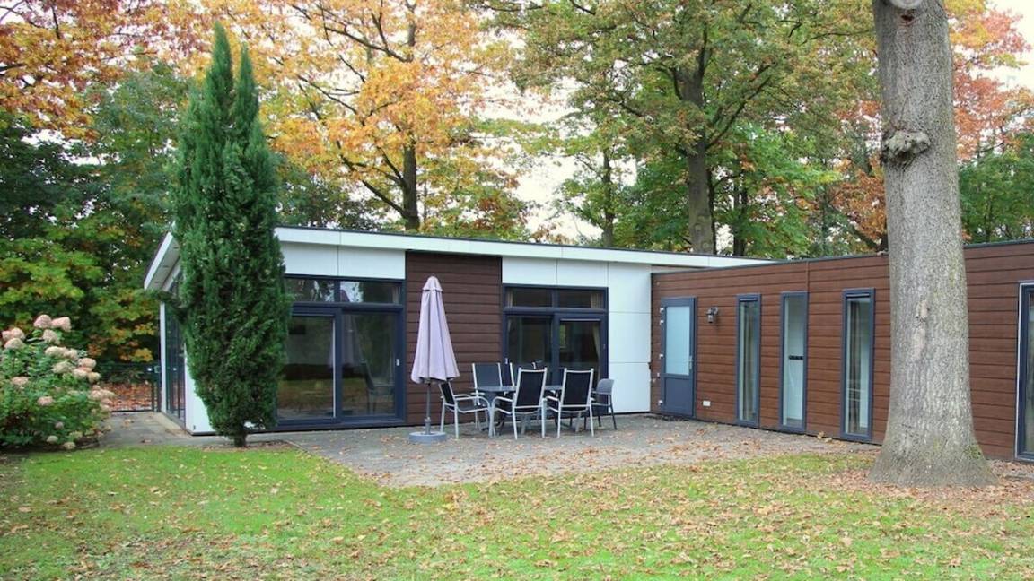 115 M² Huis ∙ 4 Slaapkamers ∙ 8 Gasten - Roermond