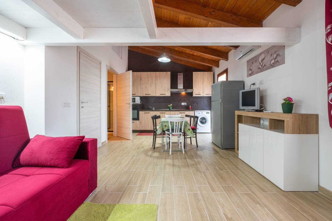 45 M² Estudio ∙ 4 Huéspedes - Carbonia