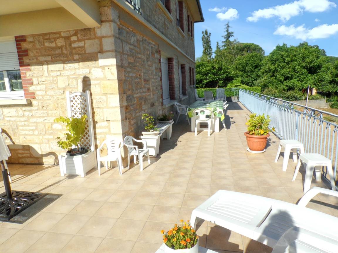 110 M² Appartement ∙ 3 Chambres ∙ 6 Personnes - Villefranche-de-Rouergue