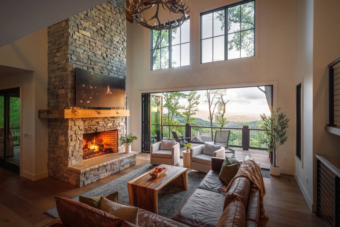 House ∙ 6 Bedrooms ∙ 14 Guests - Sugar Mountain, NC