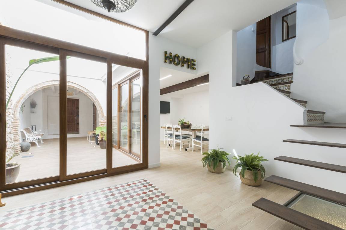 155 M² Ferienhaus ∙ 4 Schlafzimmer ∙ 8 Gäste - Gandia