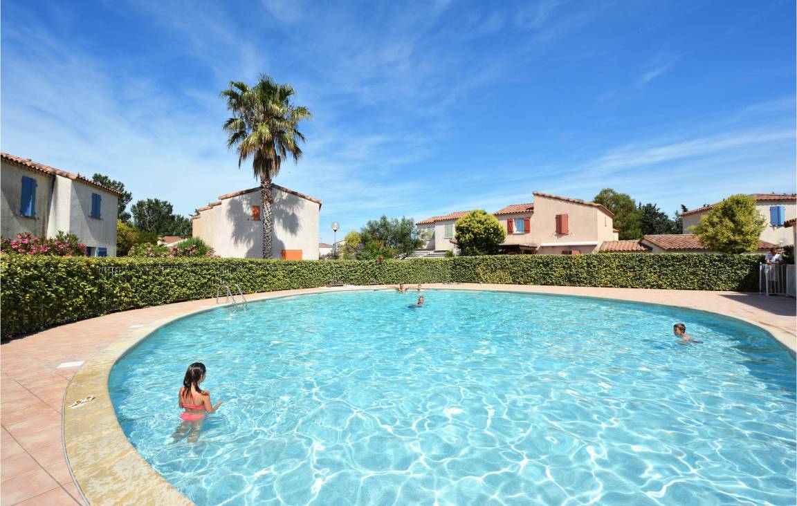 56 M² Duplex ∙ 3 Chambres ∙ 6 Personnes - Saint-Laurent-d'Aigouze