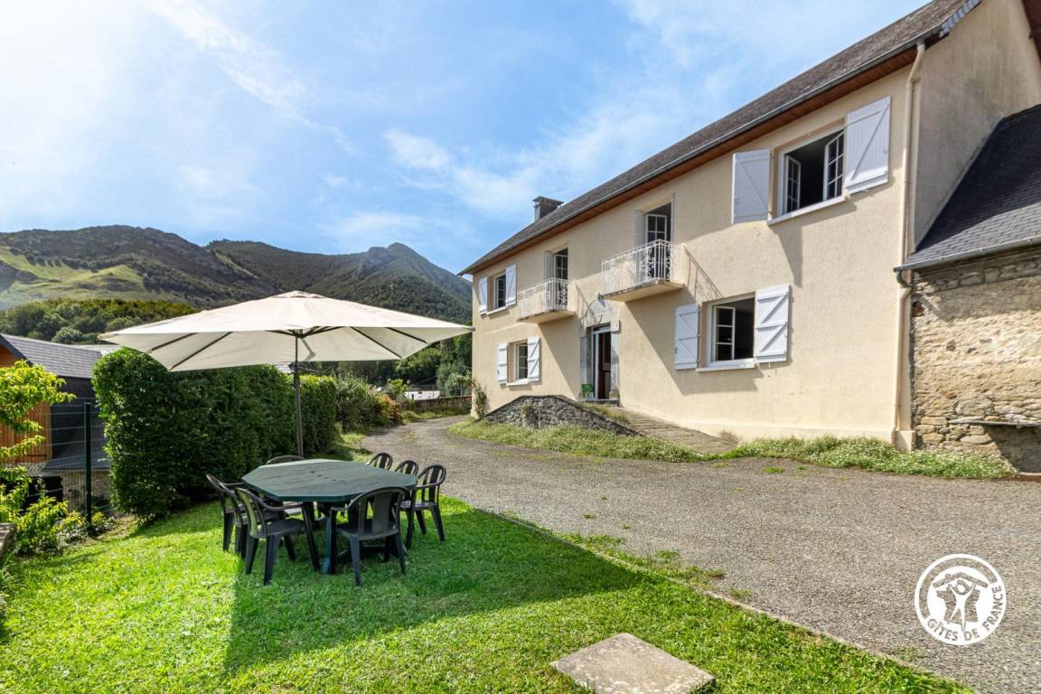 150 M² Gîte ∙ 4 Quartos ∙ 8 Hóspedes - Lourdes