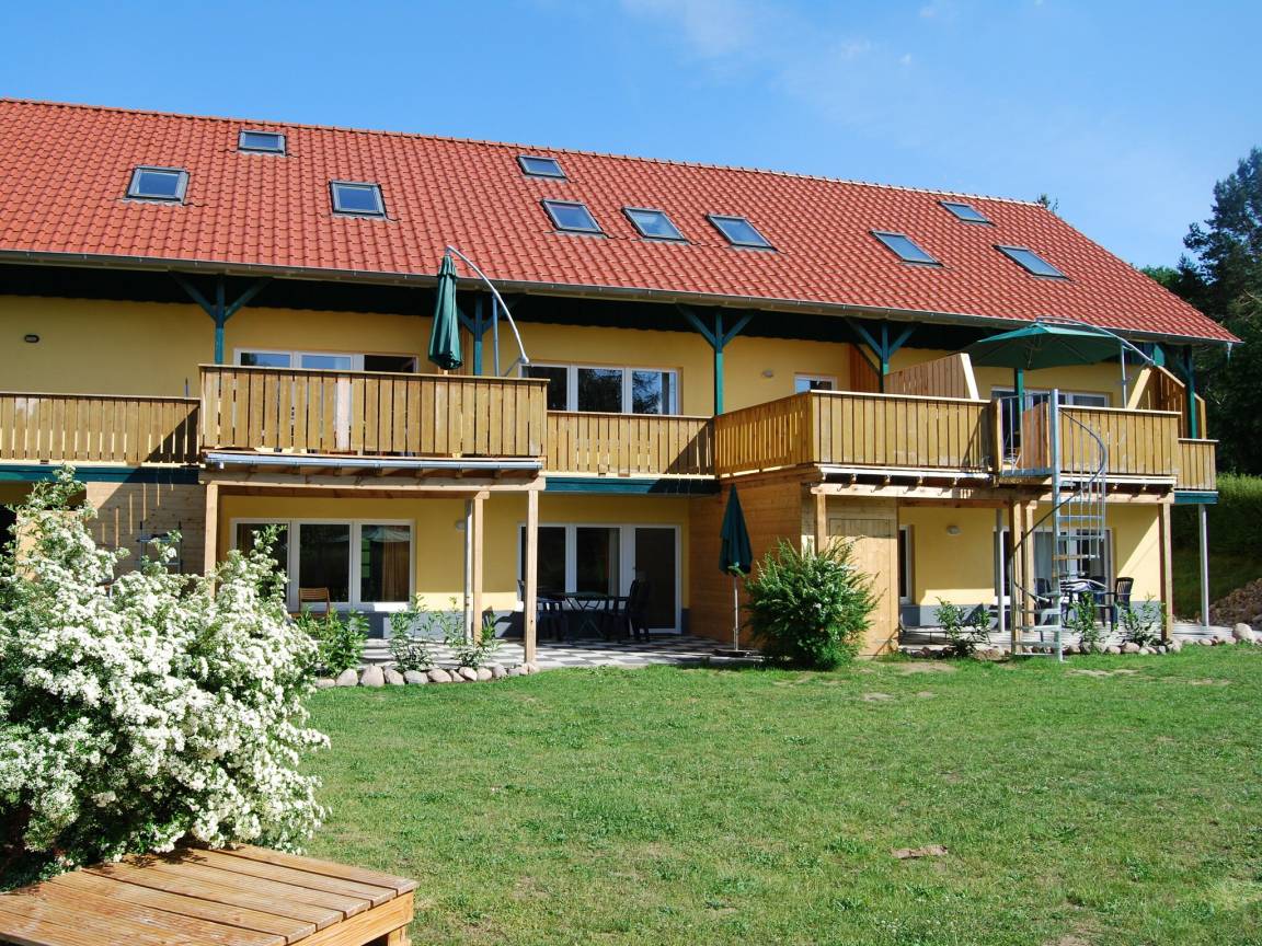 69 M² Ferienwohnung ∙ 1 Schlafzimmer ∙ 3 Gäste - Plau am See