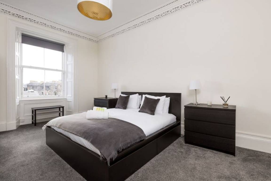 101 M² Apartamento ∙ 4 Habitaciones ∙ 8 Huéspedes - Edinburgh