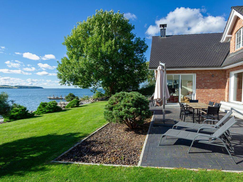 200 M² Ferienhaus ∙ 4 Schlafzimmer ∙ 8 Gäste - Sellin