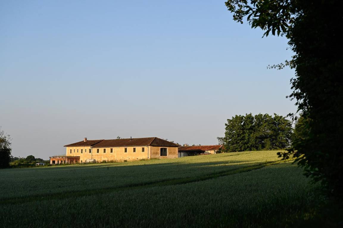 250 M² Gîte ∙ 10 Chambres ∙ 15 Personnes - Rhône-Alpes