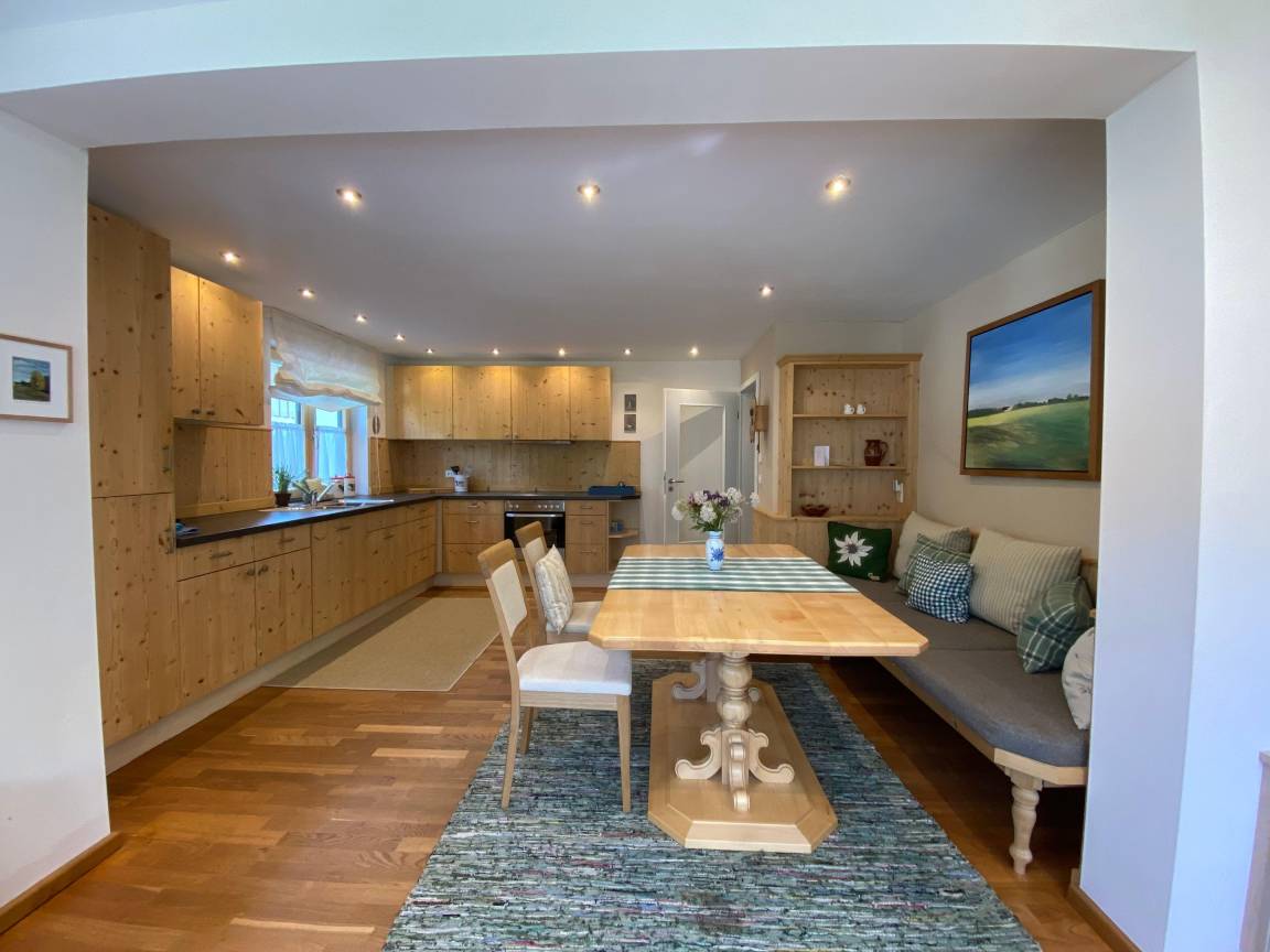 162 M² Ferienwohnung ∙ 4 Schlafzimmer ∙ 10 Gäste - Sonthofen