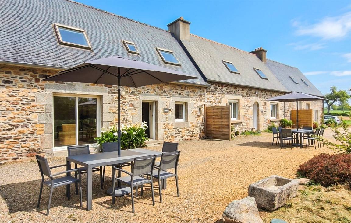 60 M² Duplex ∙ 2 Chambres ∙ 4 Personnes - Trélévern