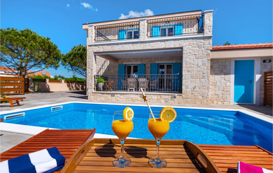 115 M² Maisonette ∙ 3 Bedrooms ∙ 8 Guests - Zaton
