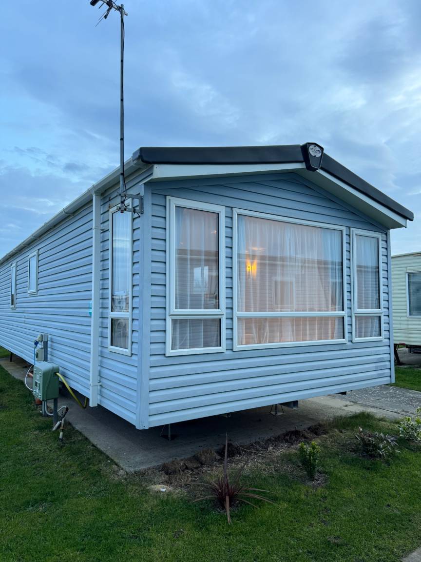 75 M² Chalet ∙ 3 Bedrooms ∙ 6 Guests - Rhyl