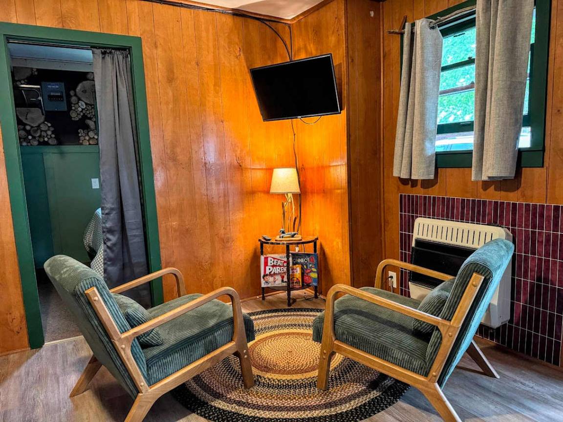 74 M² Cabin ∙ 2 Bedrooms ∙ 4 Guests - Manitowish Waters, WI
