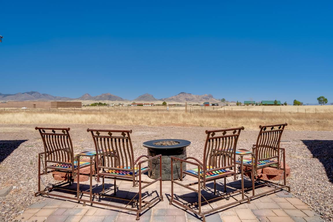 111 M² House ∙ 2 Bedrooms ∙ 4 Guests - Sonoita, AZ