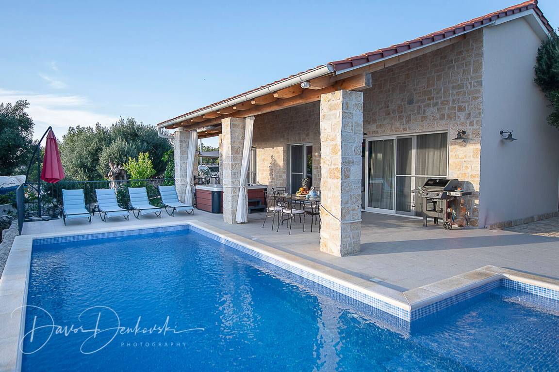 Casa ∙ 2 Camere Da Letto ∙ 6 Ospiti - Lun