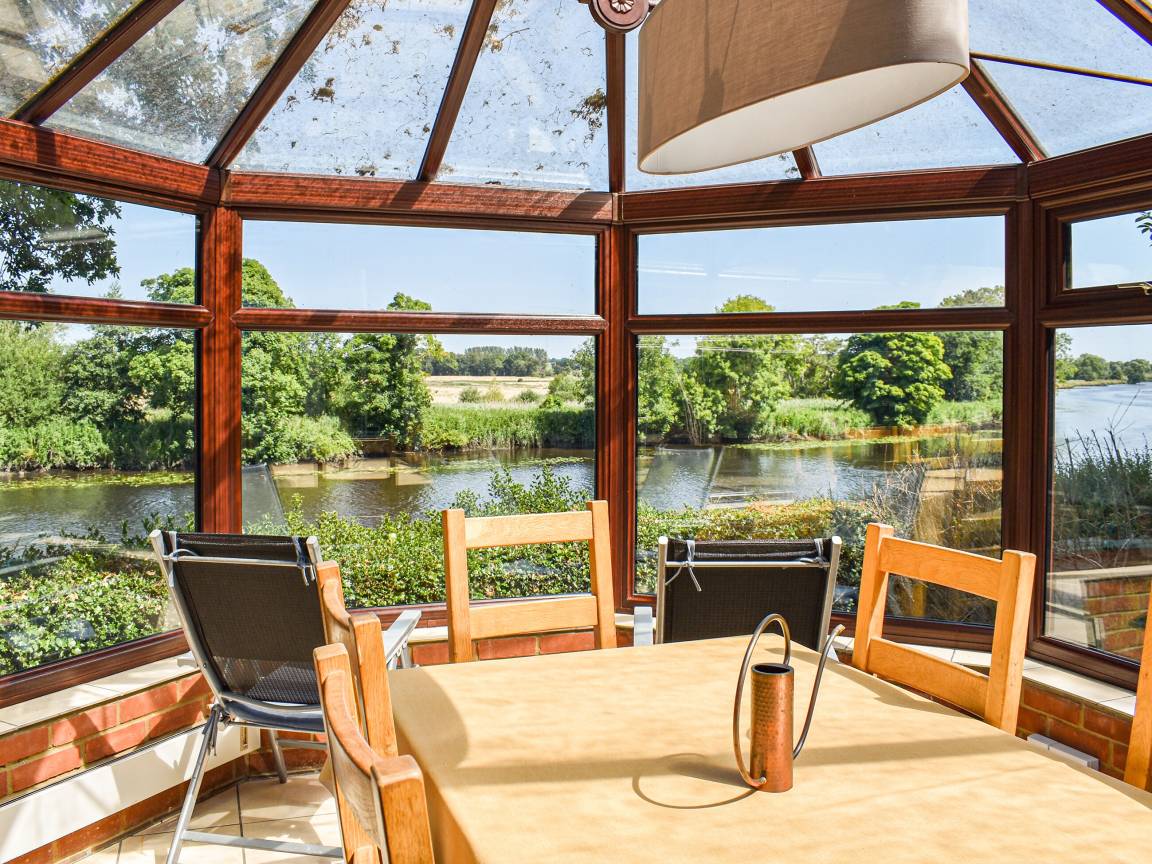 Cottage ∙ 2 Bedrooms ∙ 4 Guests - Norwich