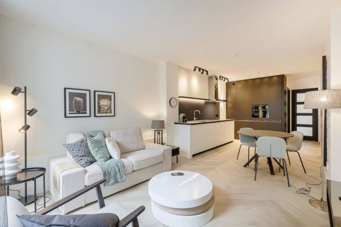 70 M² Apartment ∙ 1 Bedroom ∙ 2 Guests - Amstelveen