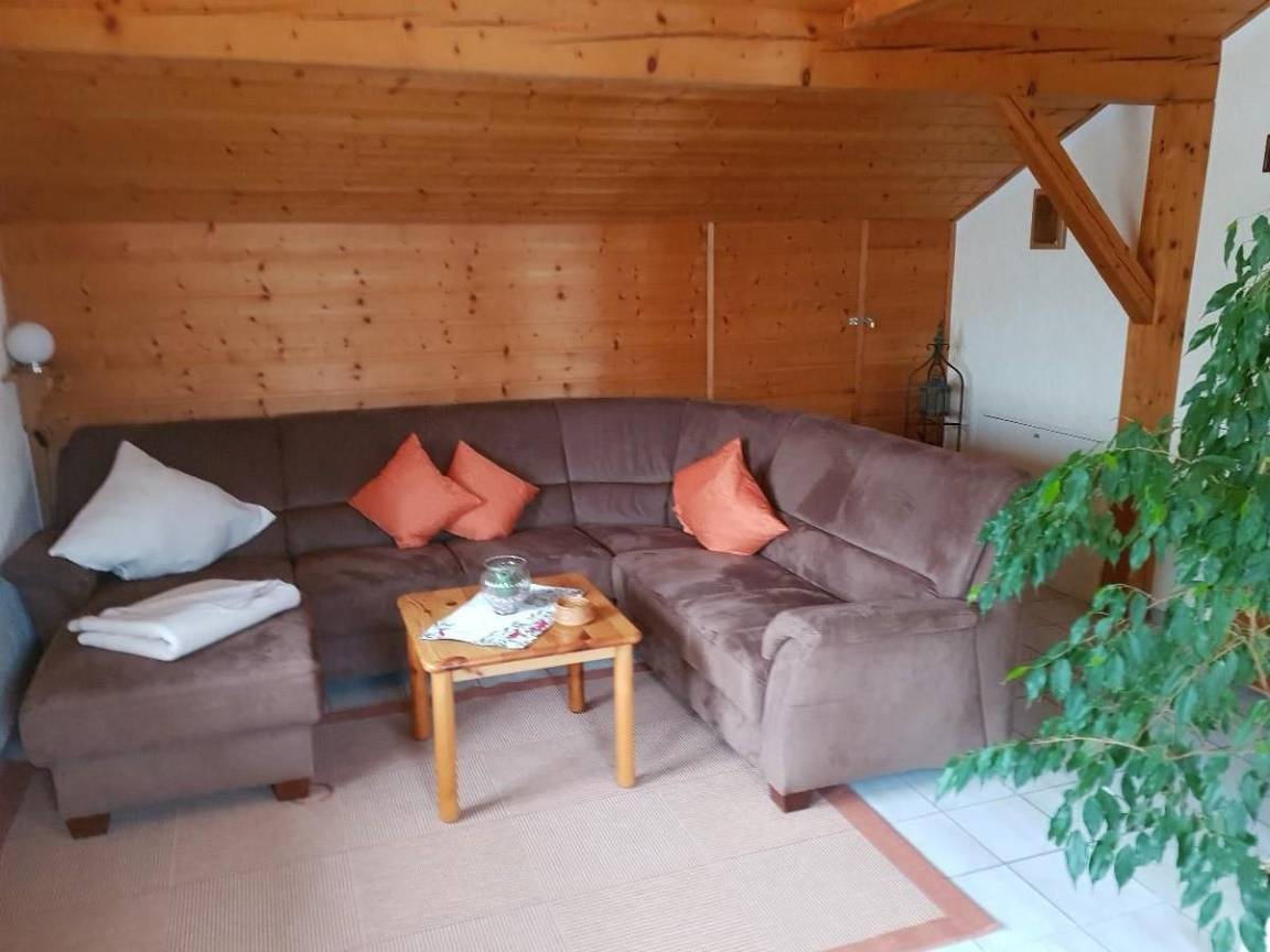 70 M² Ferienwohnung ∙ 1 Schlafzimmer ∙ 3 Gäste - Neuschönau