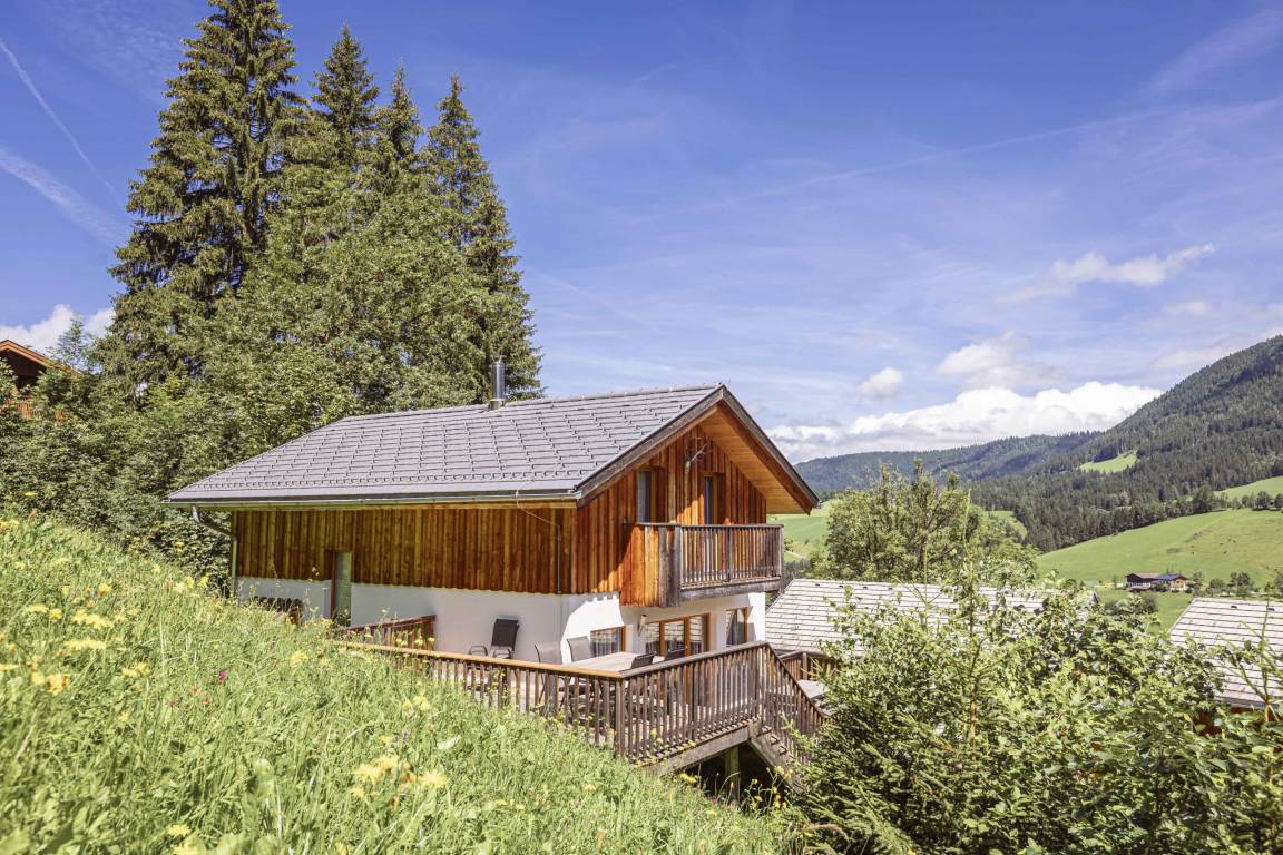 105 M² Chalet ∙ 4 Bedrooms ∙ 10 Guests - Gosau